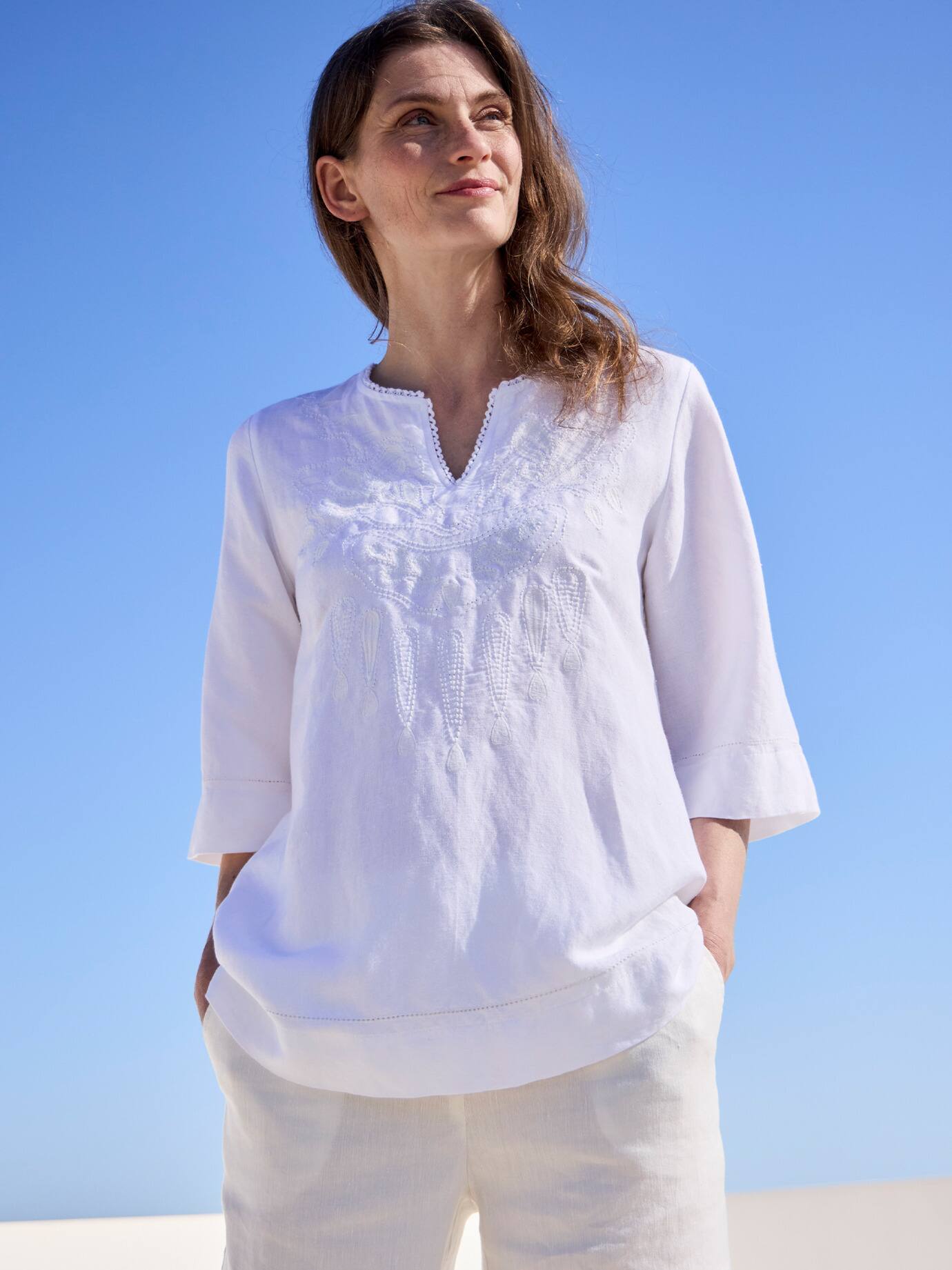 Outfit Tunika Leinenmix Mit Stickerei Der Perfekte Look Walbusch Outfit Tunika Leinenmix Mit Stickerei Der Perfekte Look Walbusch